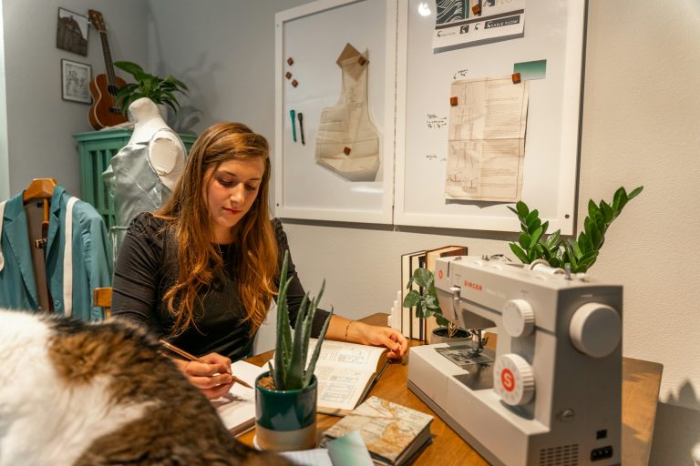 From Hobby to Side Hustle: How Moms Can Turn Creativity Into Extra ...
